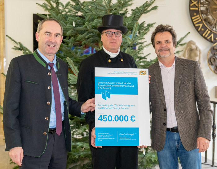 Bayerisches Wirtschaftsministerium fördert Weiterbildung von ...